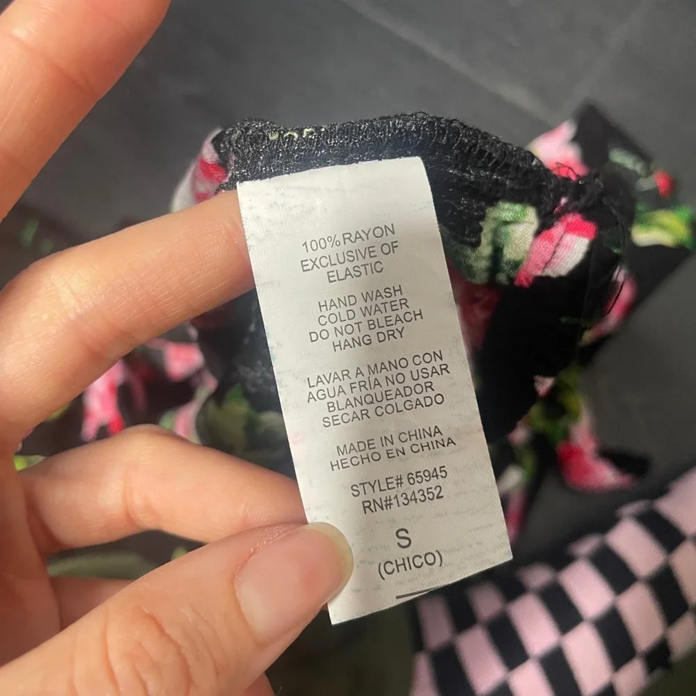 Ambiance | Tops | Ambiance Floral Crop Top Black Pink Rose Button Front ...